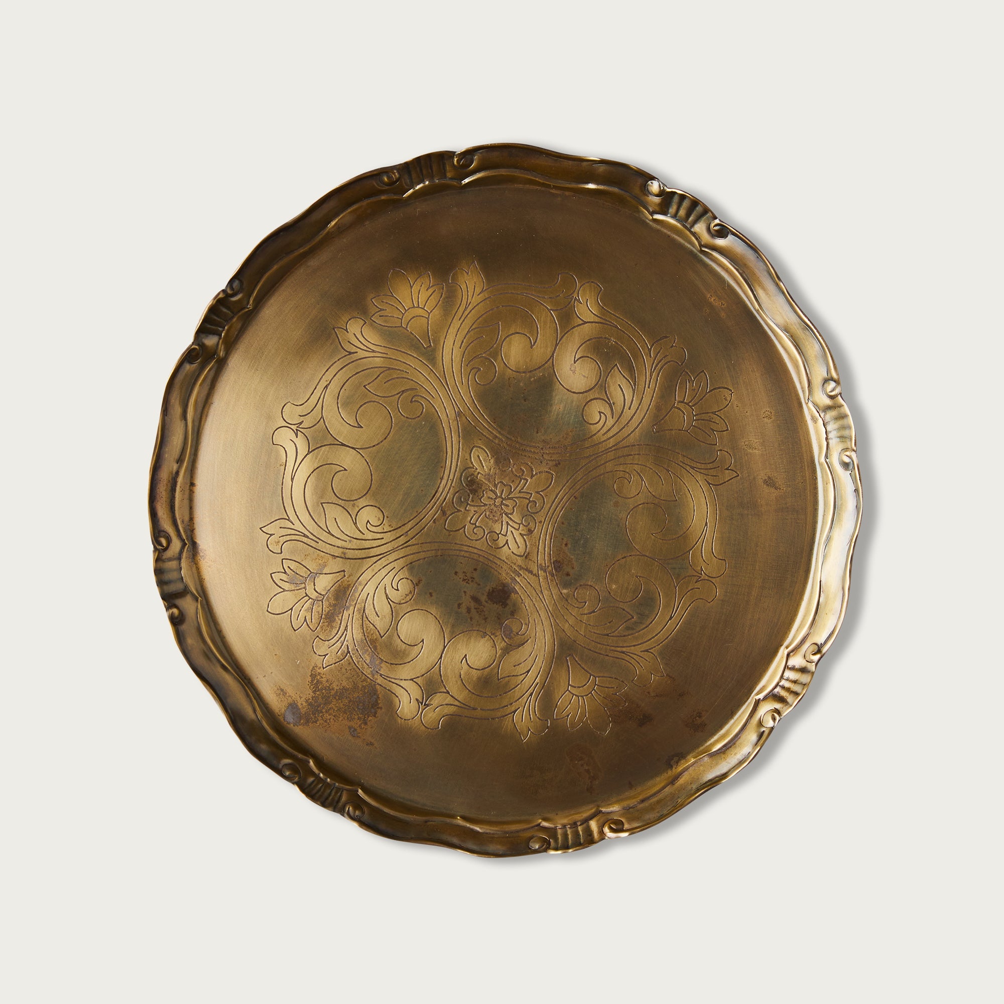 Gold Antique Charger – The Social Kitchen