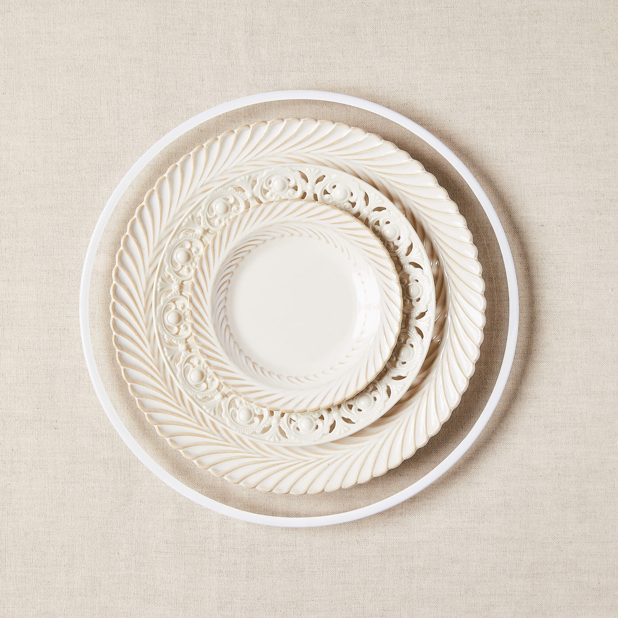 Ivory Braid Dinner Plate – The Social Kitchen